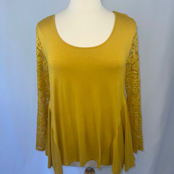 Kate & Mallory | Tops | Kate Mallory Scoop Neck Laced Long Sleeve And ...